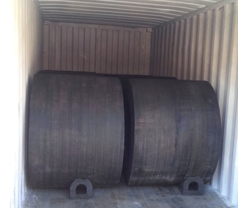 Cylindrical Rubber Fender For Sale | YSmarines